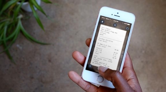 Scan and track receipts for free—Wave Receipts